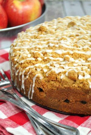 Apple Crumb Cake with Cinnamon Apple Drizzle - Princess Pinky Girl