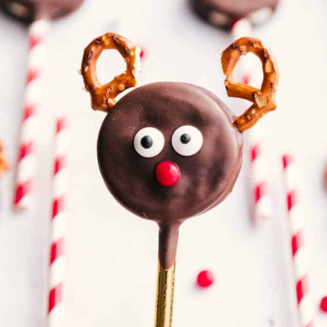 Chocolate Covered Oreo Reindeer | Princess Pinky Girl