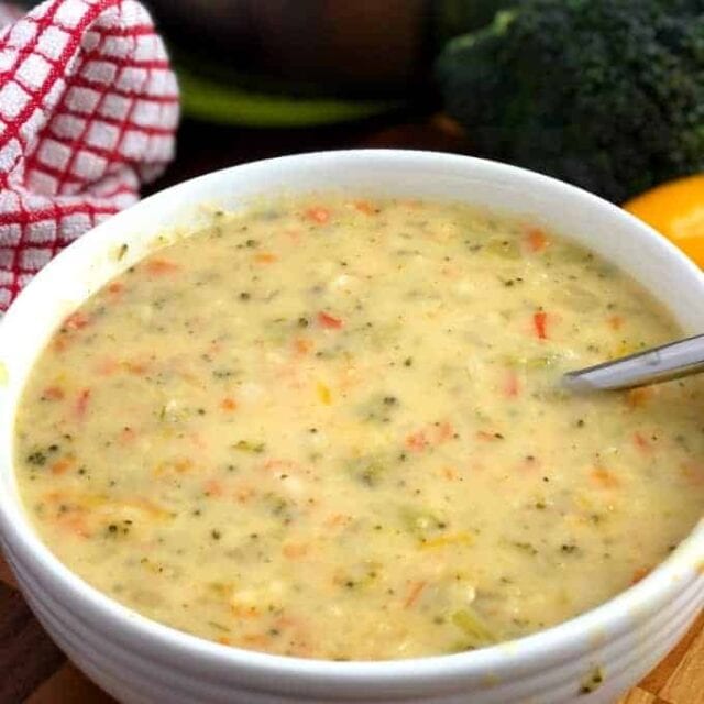 Easy Vegetable Chowder {Creamy & Cheesy} - Princess Pinky Girl