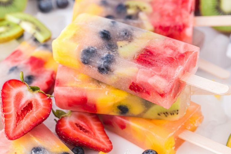How to Make Fresh Fruit Popsicles (with real fresh fruit) - Princess ...