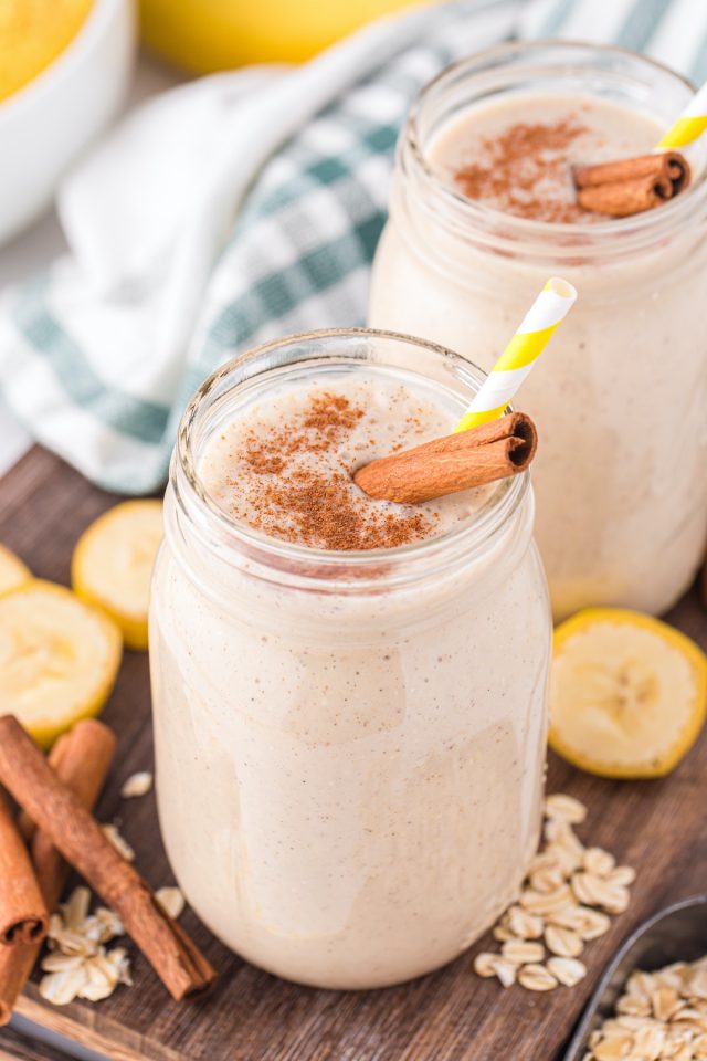 Banana Bread Smoothie (thick & creamy) - Princess Pinky Girl