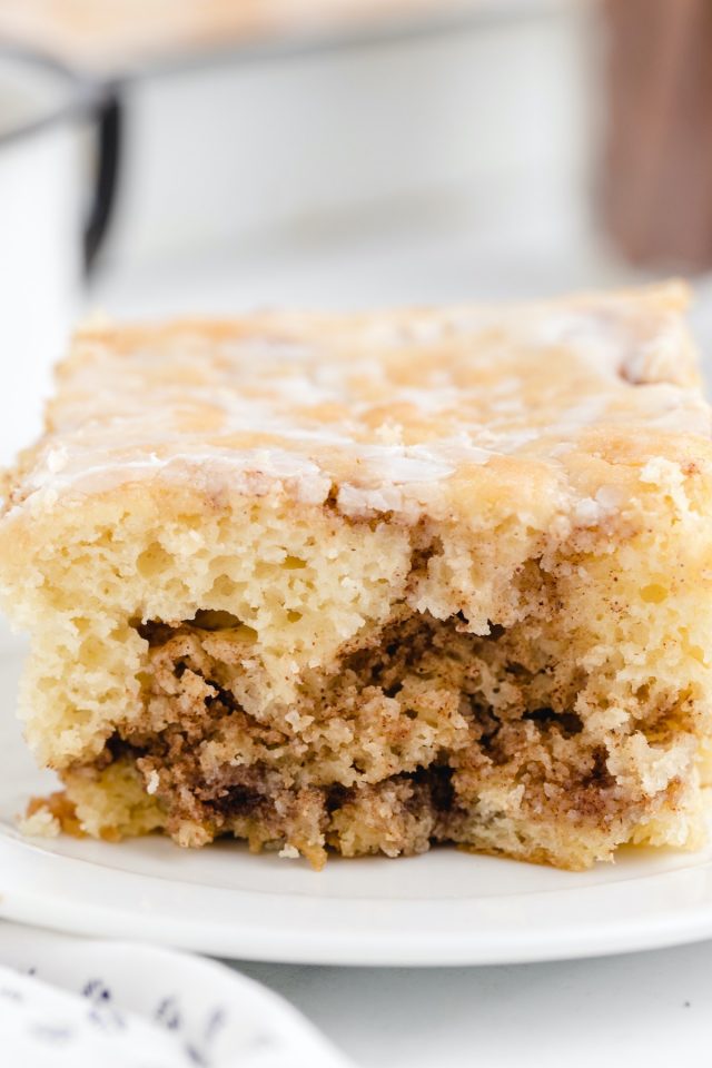 Cinnamon Roll Cake - Princess Pinky Girl