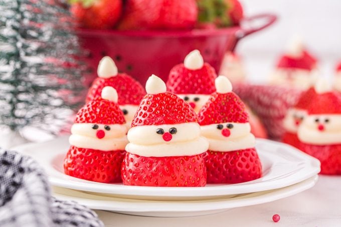 Strawberry Santas (with Cheesecake Filling) - Princess Pinky Girl