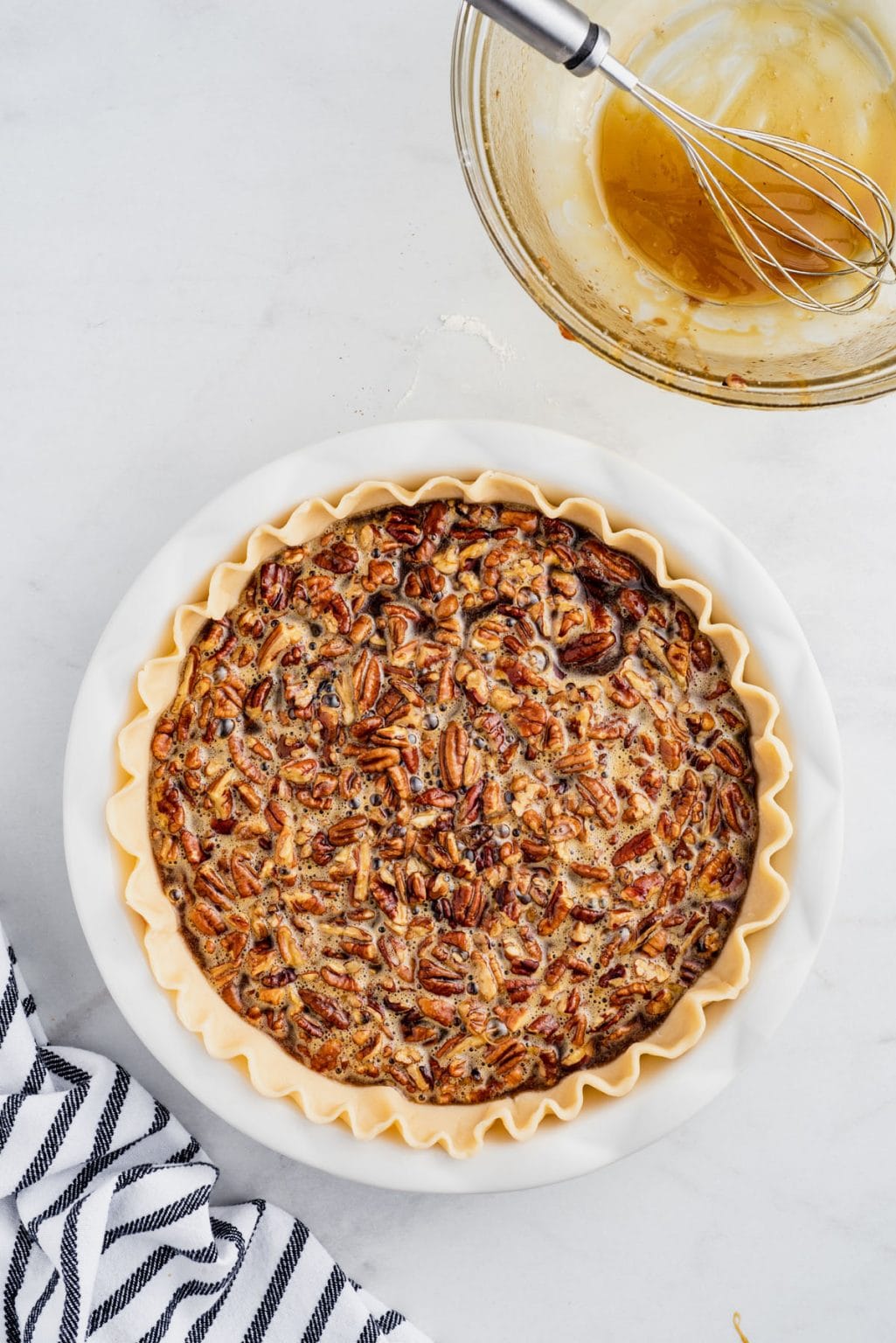 Easy Pecan Pie Recipe - Princess Pinky Girl