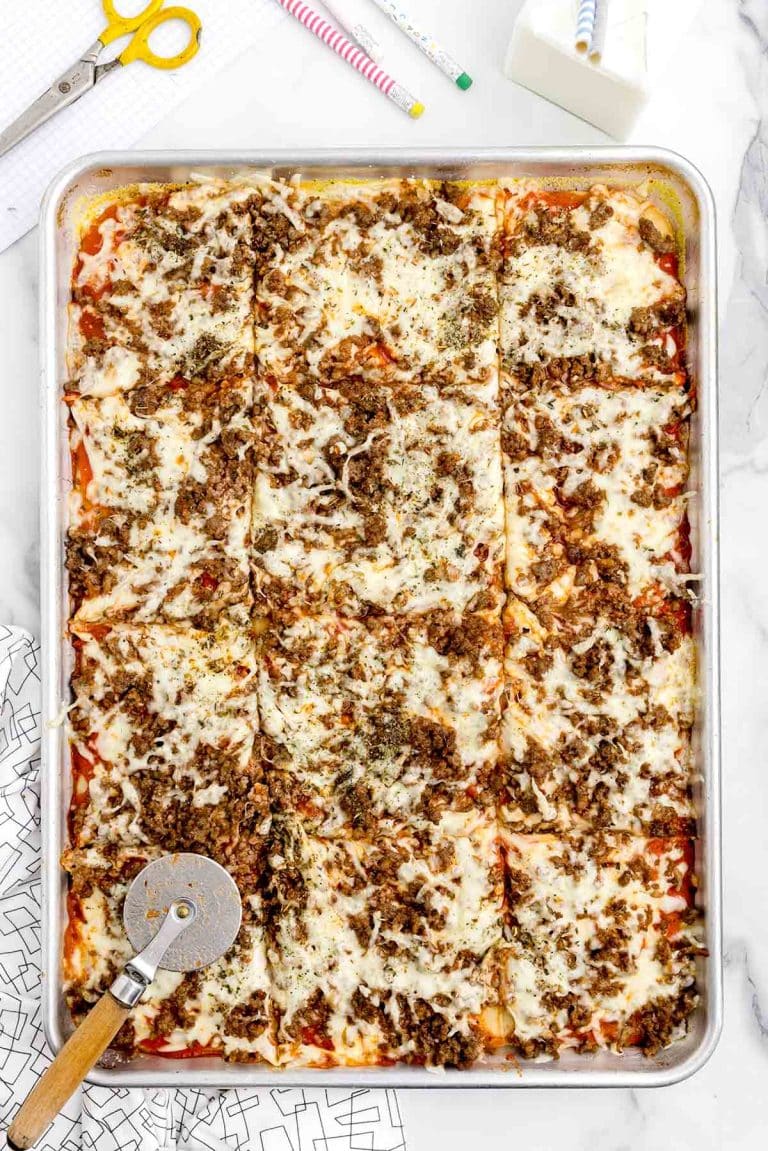 School Pizza (Sheet Pan Pizza) - Princess Pinky Girl