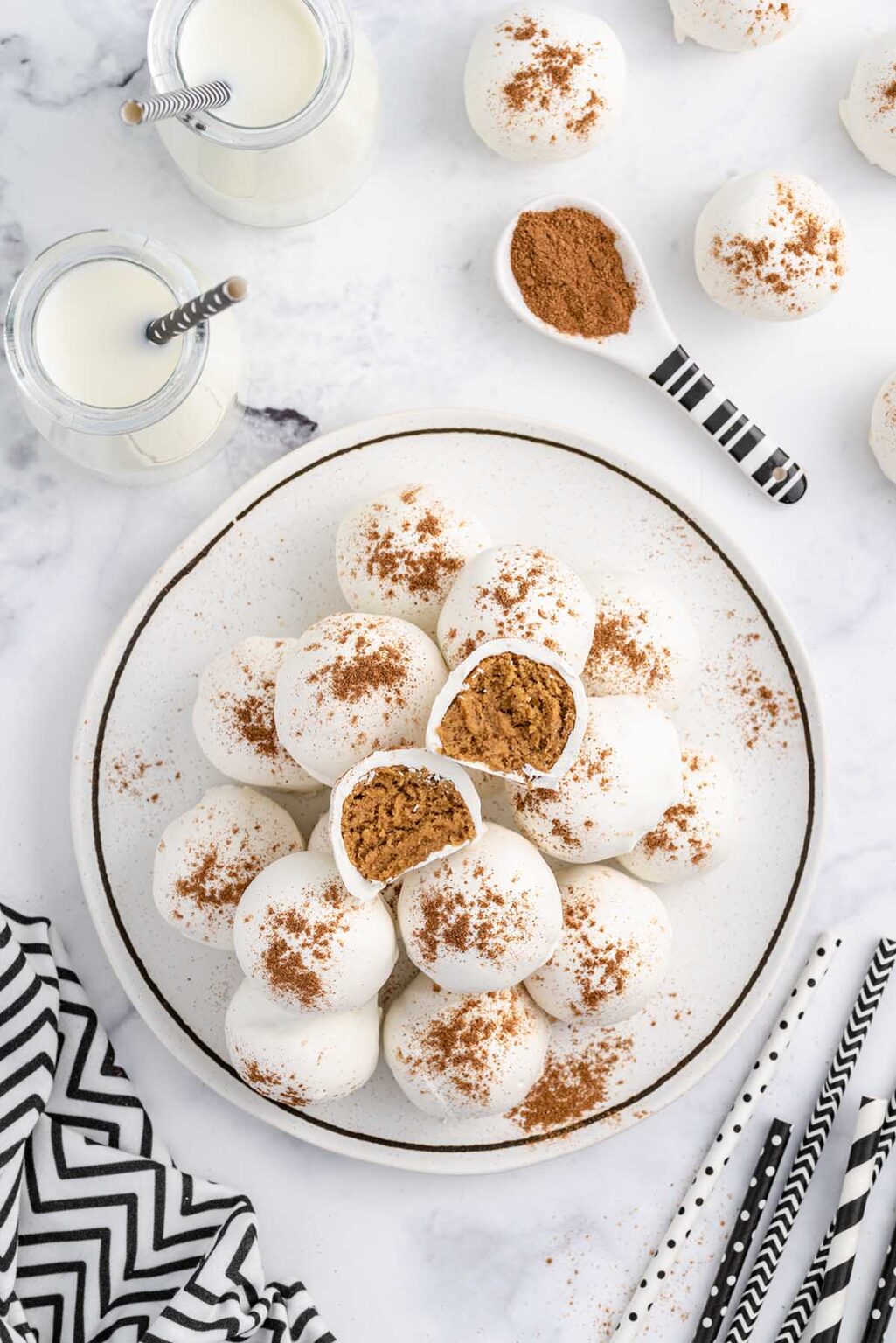 Pumpkin Spice Cheesecake Bites - Princess Pinky Girl