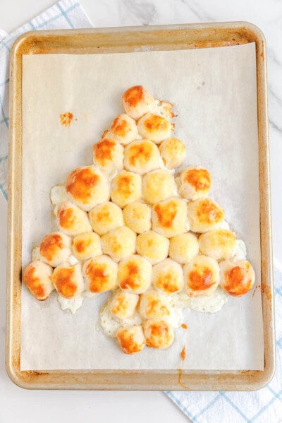 Pull Apart Christmas Tree Bread - Princess Pinky Girl