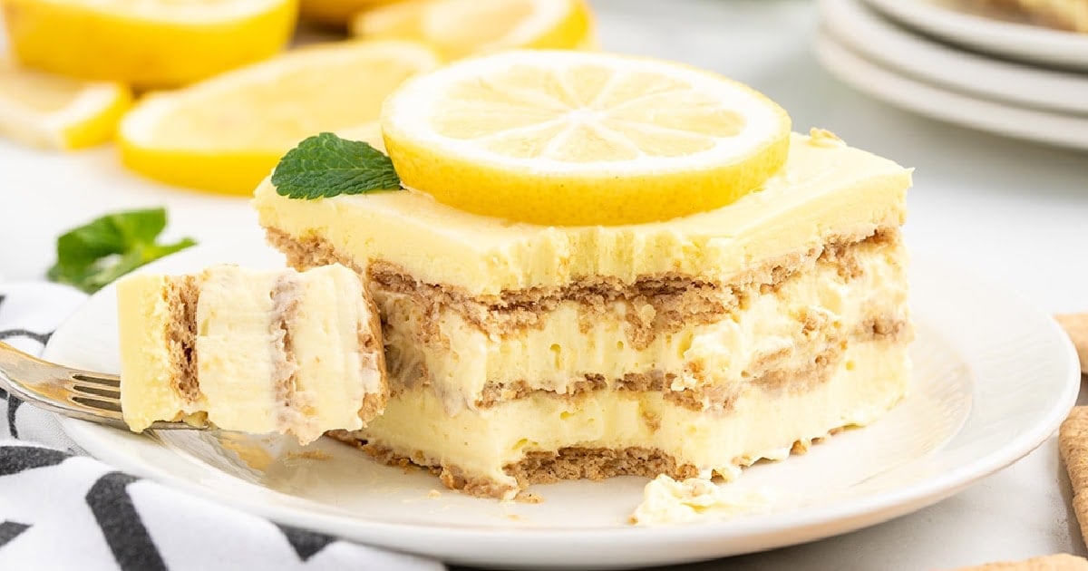 Lemon Eclair Cake - Princess Pinky Girl