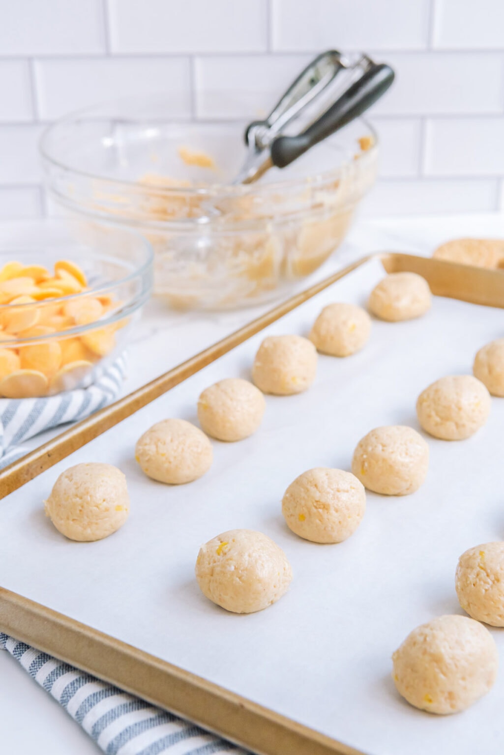 Lemon Oreo Truffles - Princess Pinky Girl