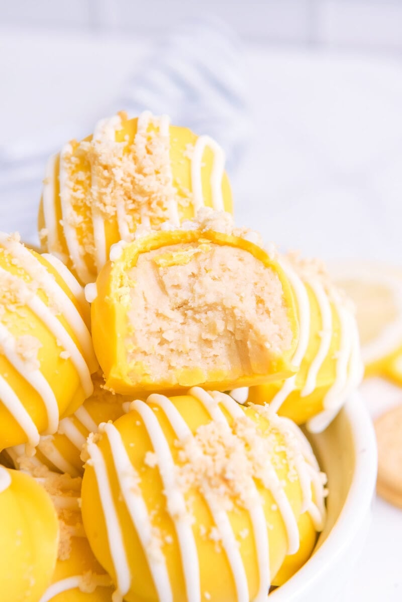 Lemon Oreo Truffles - Princess Pinky Girl