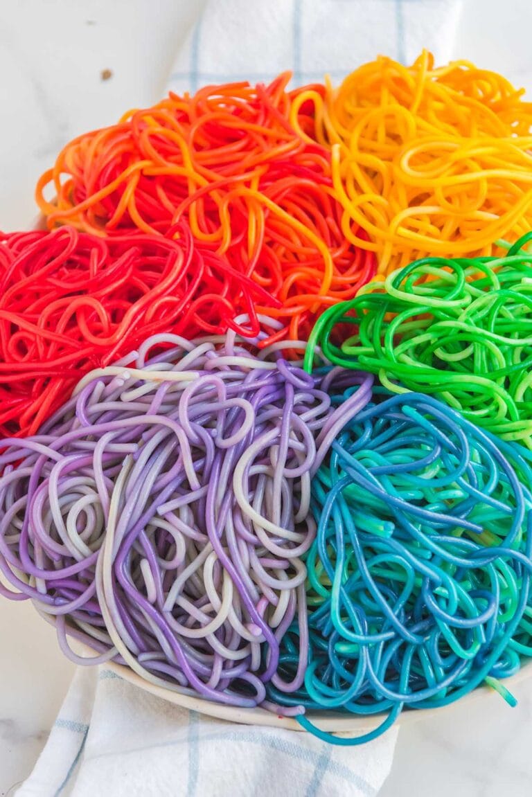 Rainbow Spaghetti - Princess Pinky Girl