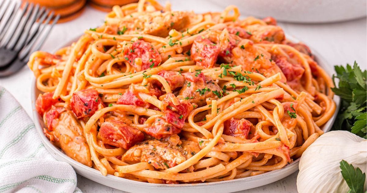 Spicy Chicken Pasta - Princess Pinky Girl