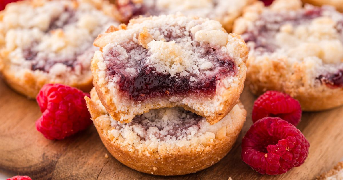 Raspberry Crumble Cookies - Princess Pinky Girl