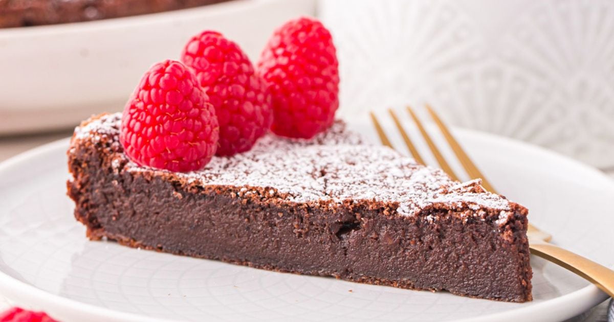 Flourless Chocolate Torte - Princess Pinky Girl