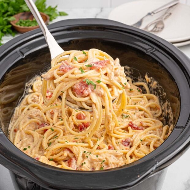 Crockpot Chicken Spaghetti - Princess Pinky Girl