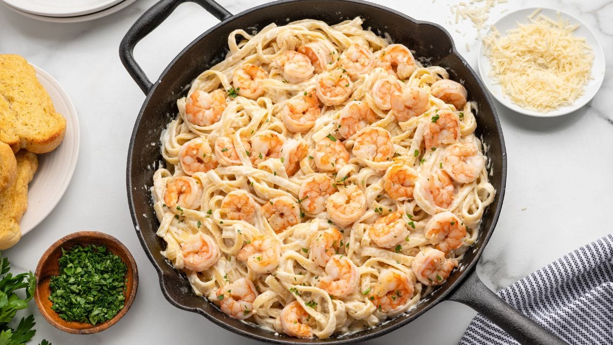 Shrimp Alfredo Pasta - Princess Pinky Girl